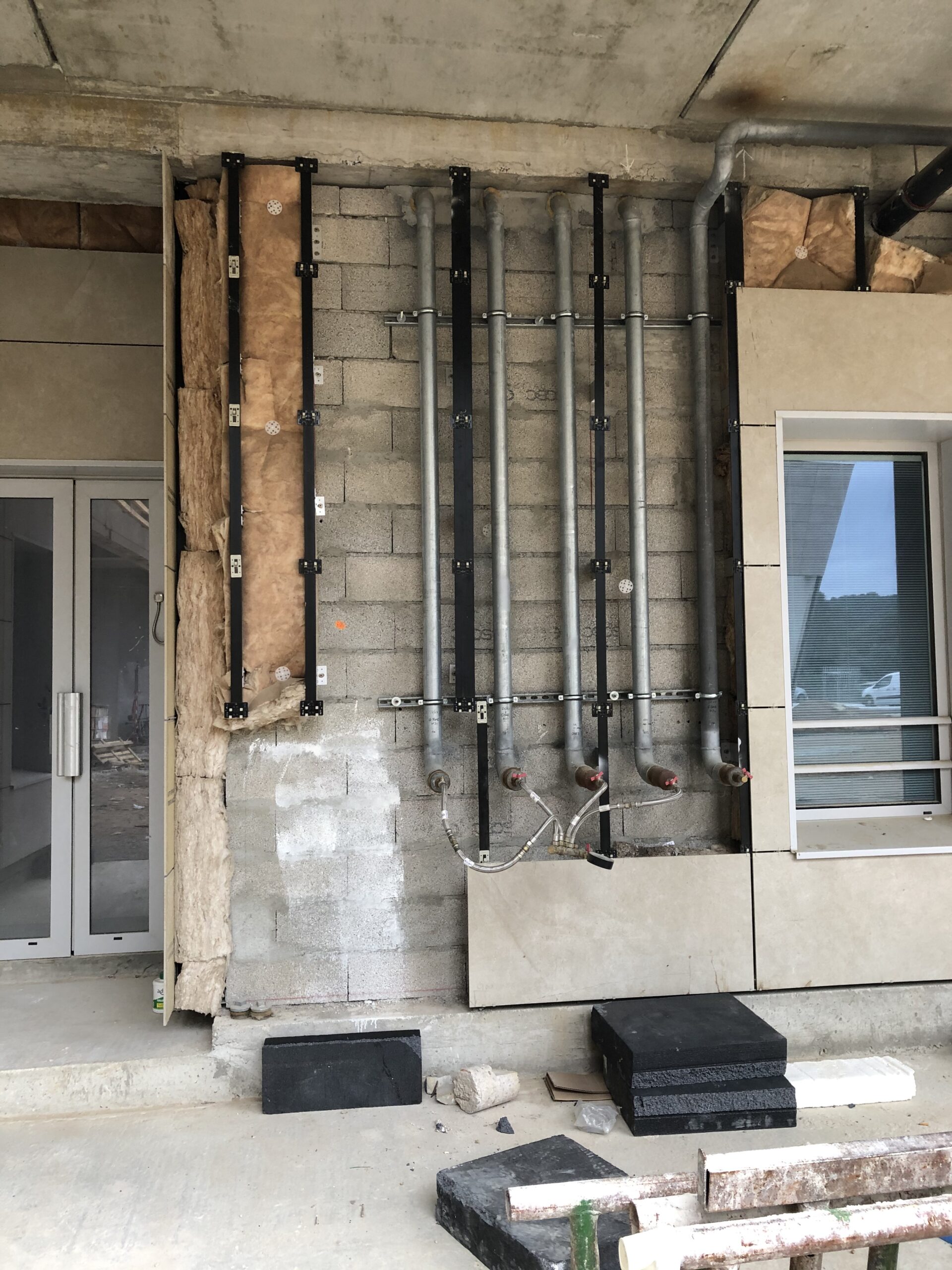 Ventilated façade: support. The constant evolution of anchoring systems ...